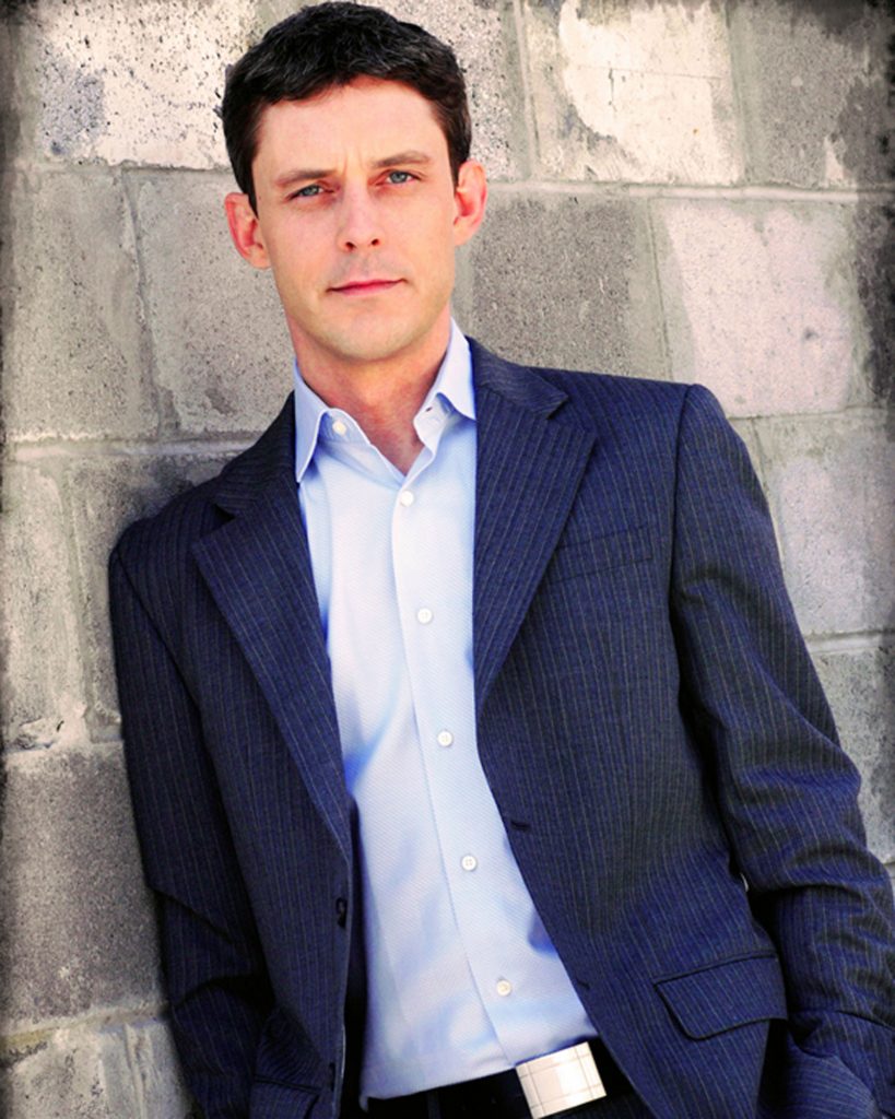 Derick Fage | The Mensour Agency